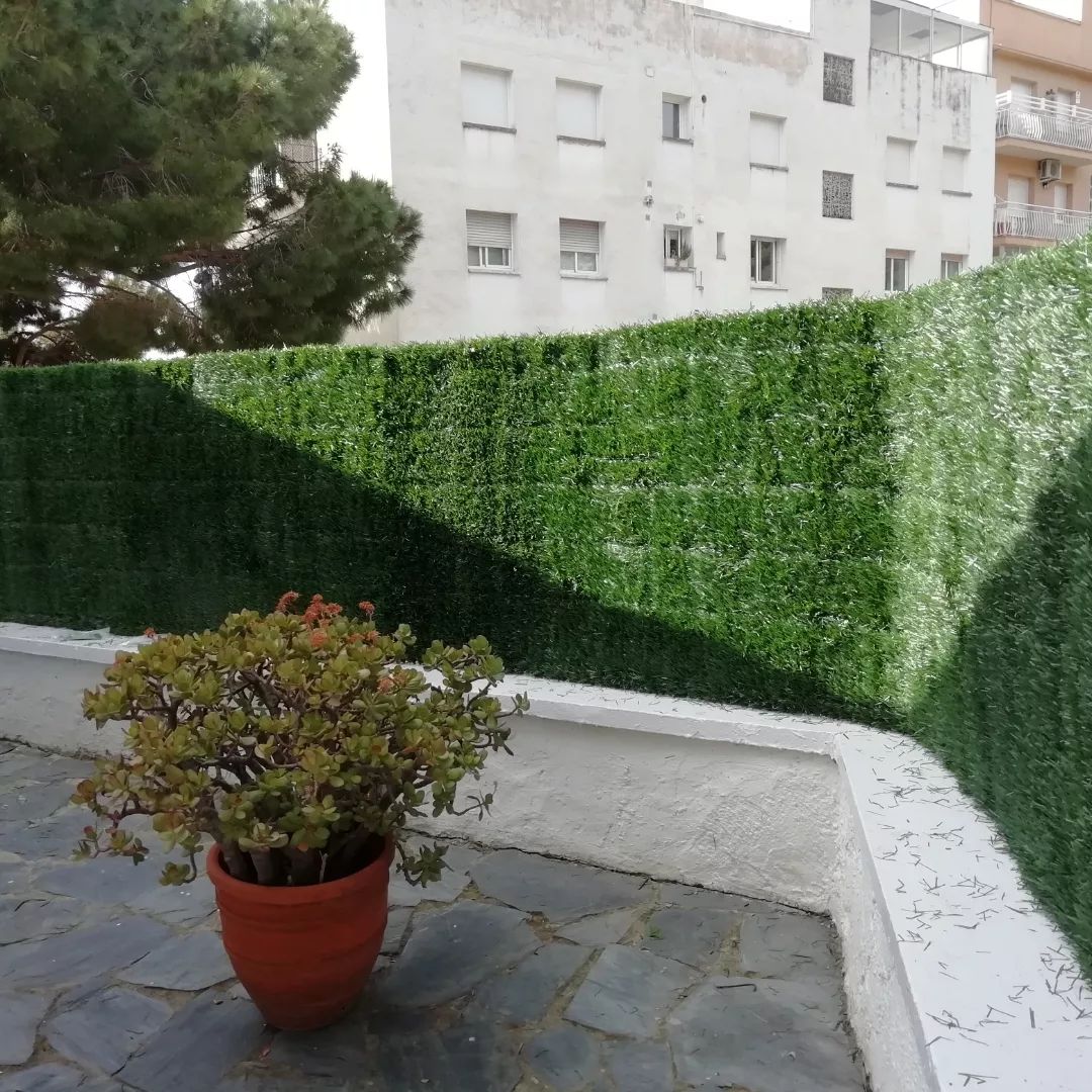 Seto artificial para un cliente de Barcelona – Trabajos realizados ...